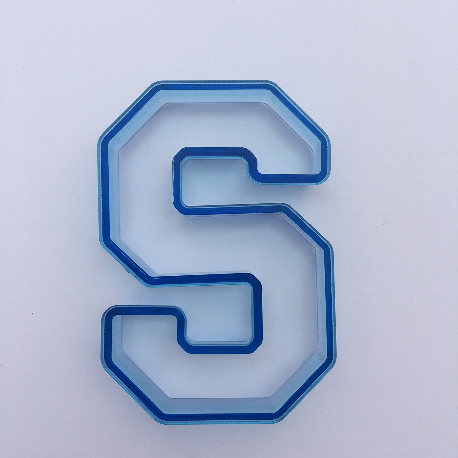 Varsity Font Cookie Cutter 4″ tall – Letter S – Cake Connection